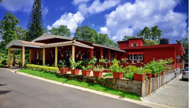 Homestays in Thirthahalli | Resorts in Thirthahalli | Best Price for ...
